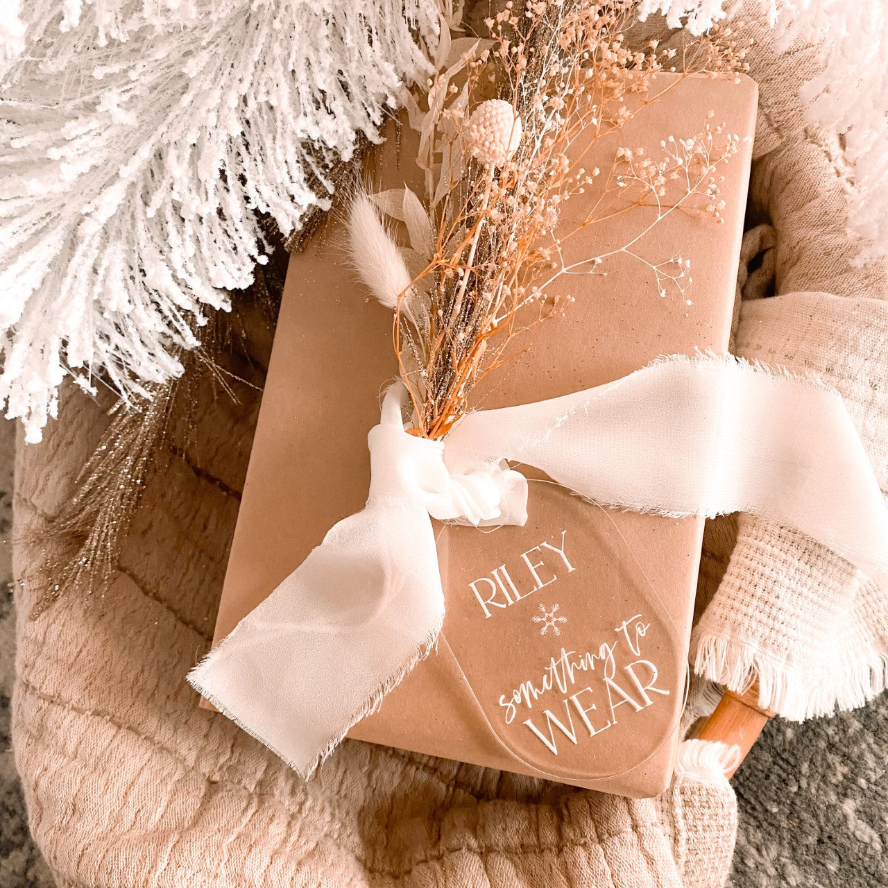 personalised tags for gifts